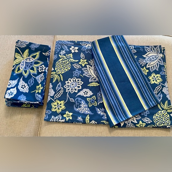 Pottery Barn | Dining | Pottery Barn Maui Blue Placemats And Napkins6 ...